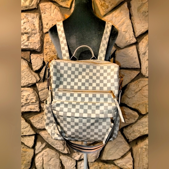 modem+chic | Bags | Modemchic Backpackhandbag | Poshmark